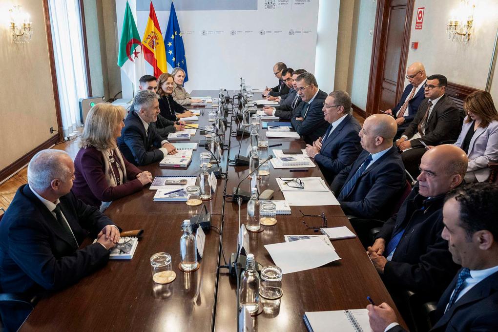 Sahara : Algeria drops conditions and seeks closer ties with Spain