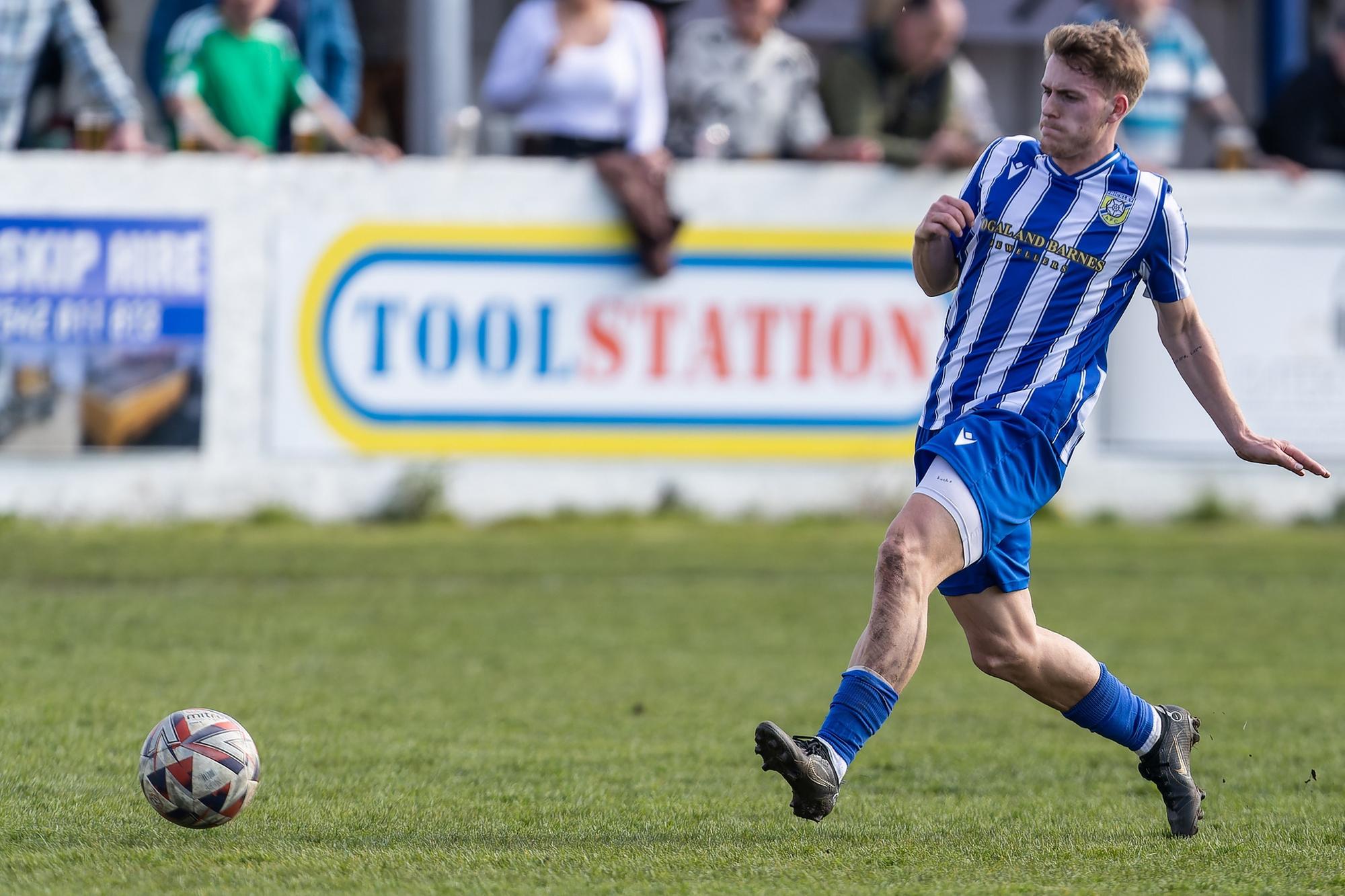Wakefield AFC maintain promotion push as new signings make immediate ...