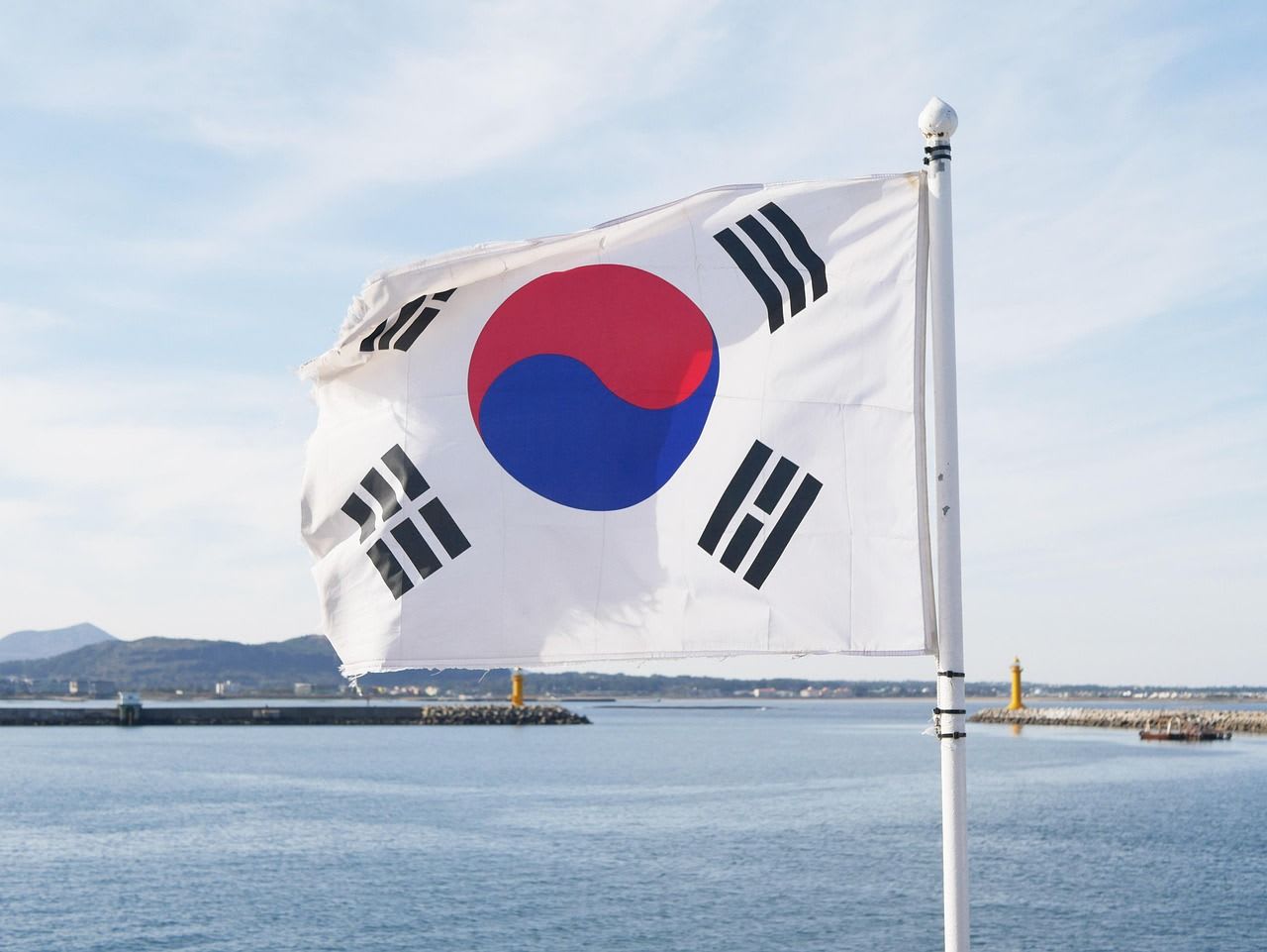 Why did South Korea’s FIU impose a 3-month ban on Upbit’s new client ...