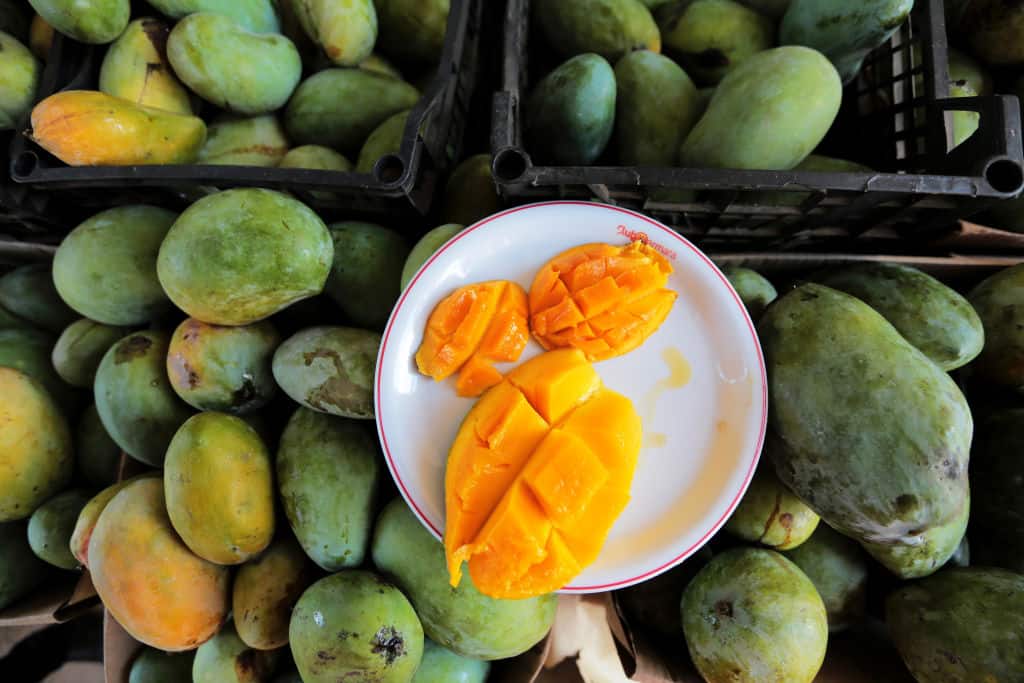 Mango season alert! Learn to spot real mangoes and avoid harmful chemicals