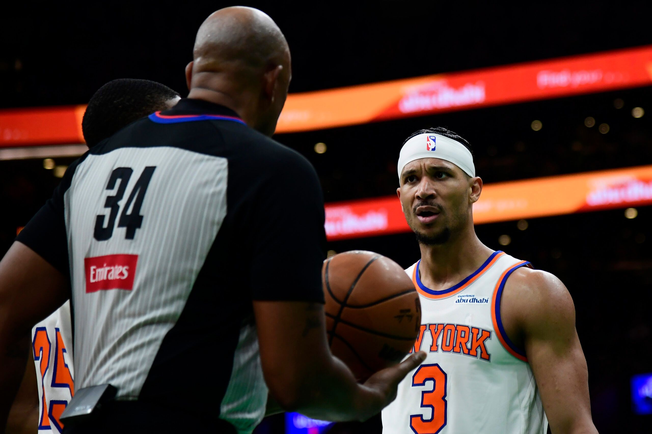 Knicks star forward slapped with $2K fine for egregious flop