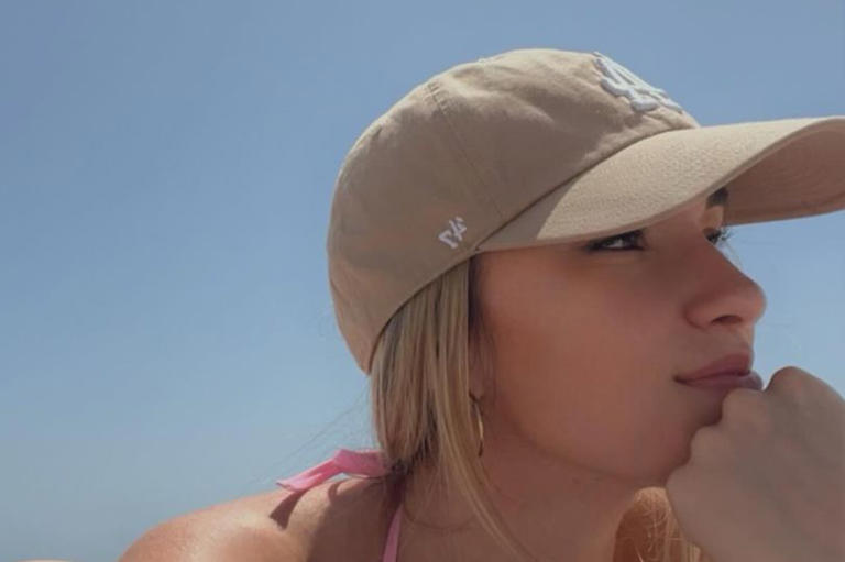 'World's sexiest volleyball player' risks Insta ban with barely-there ...