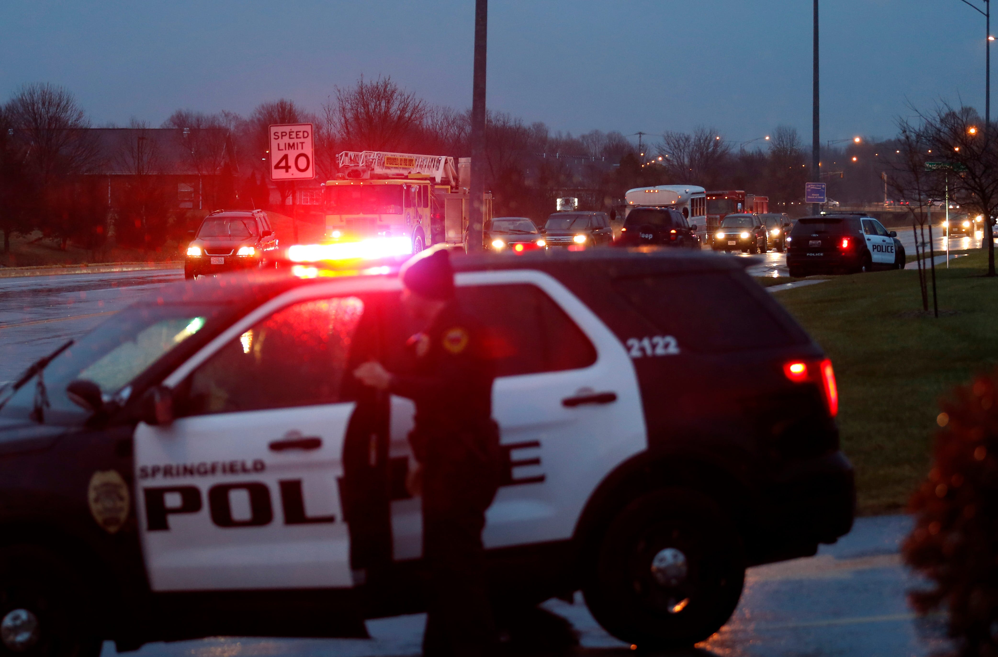 Springfield police officers shoot suspect after domestic disturbance