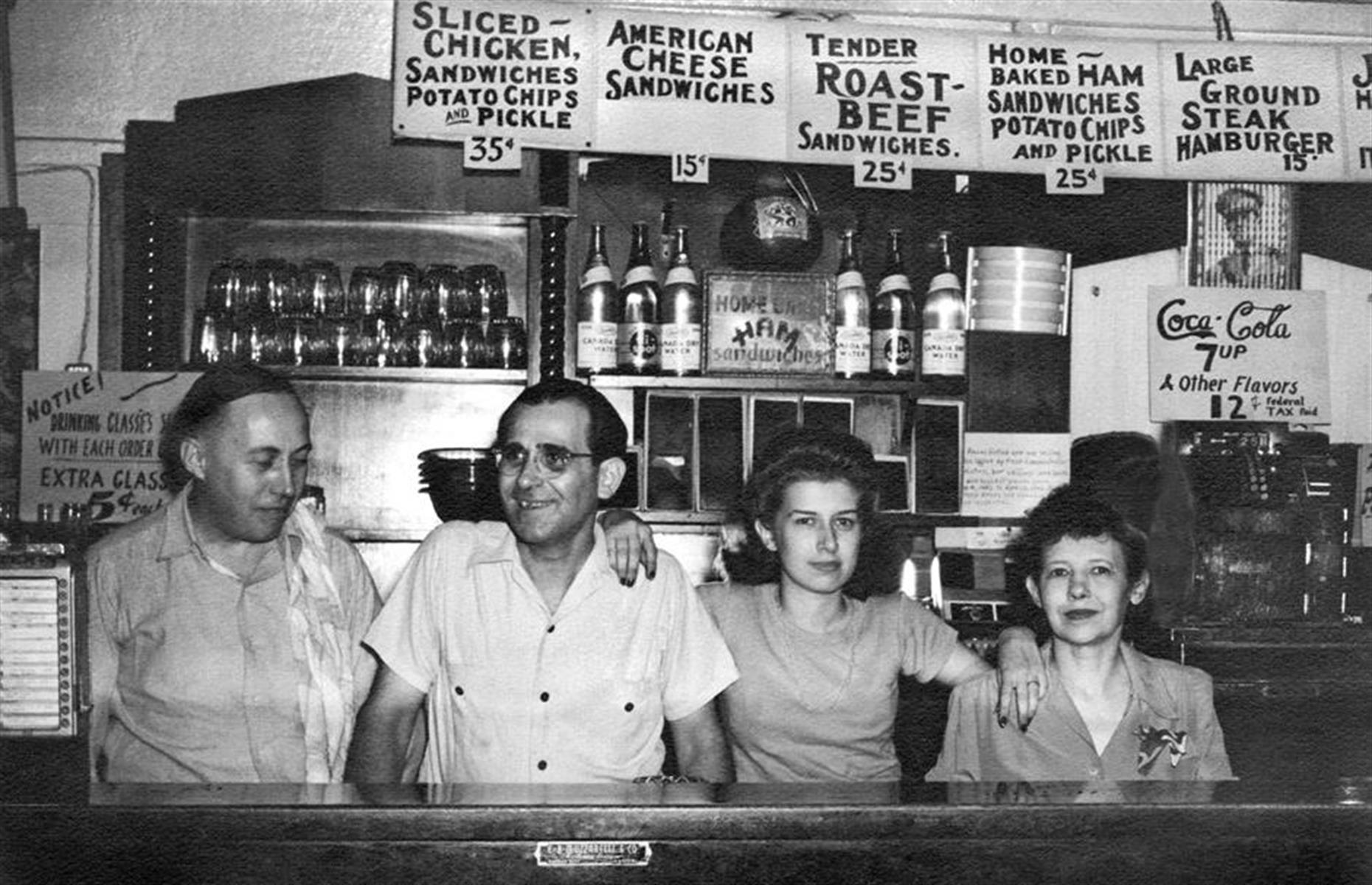 Retro historic photos of fast food through the years