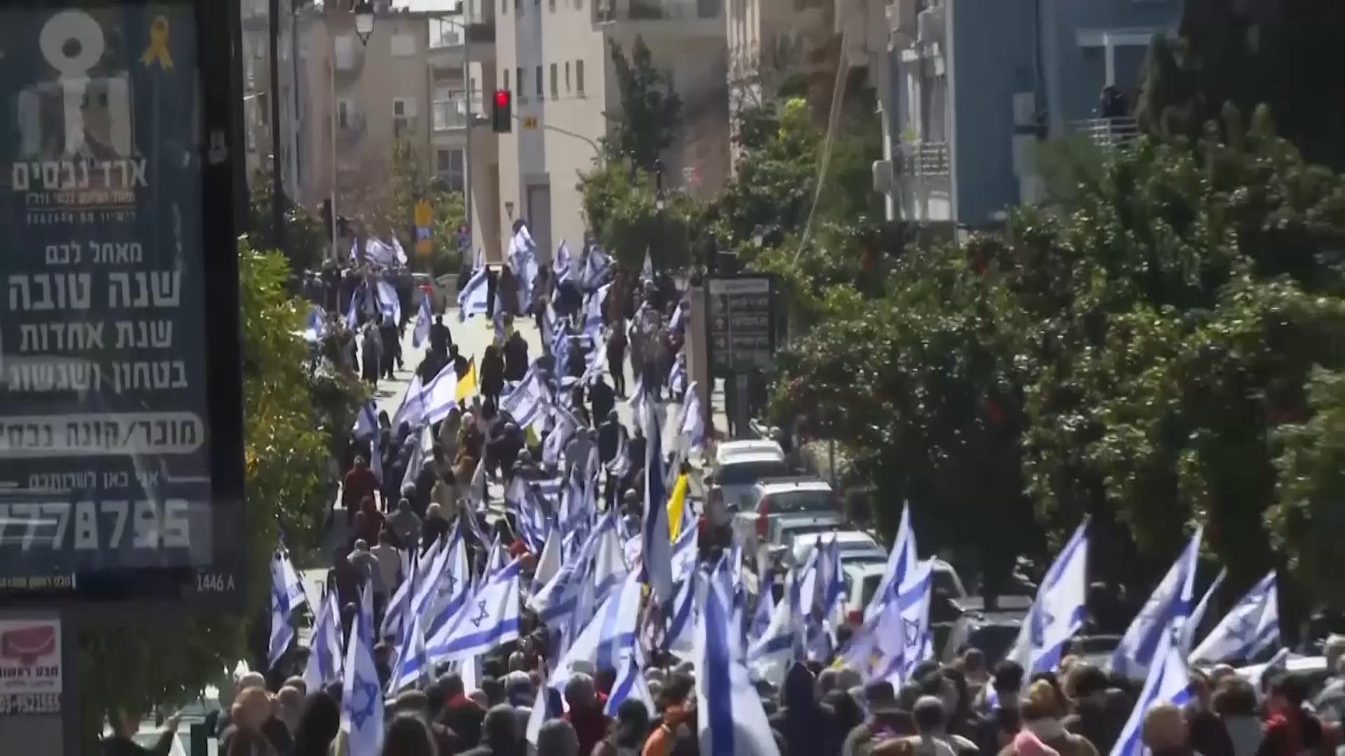 Funeral procession held for Israeli hostage Oded Lifshitz after the ...