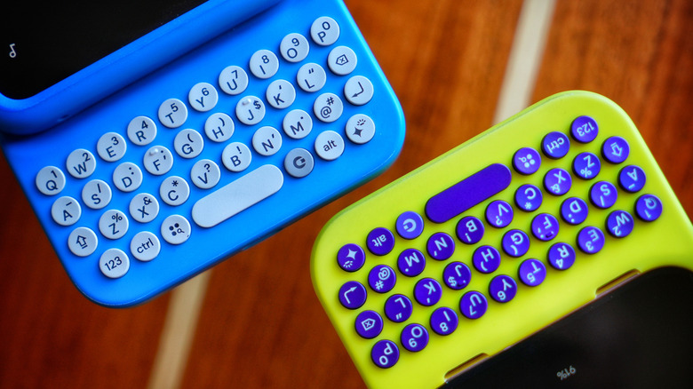 Why Clicks Keyboard Is A Must-Have iPhone Gadget (It's Available For ...