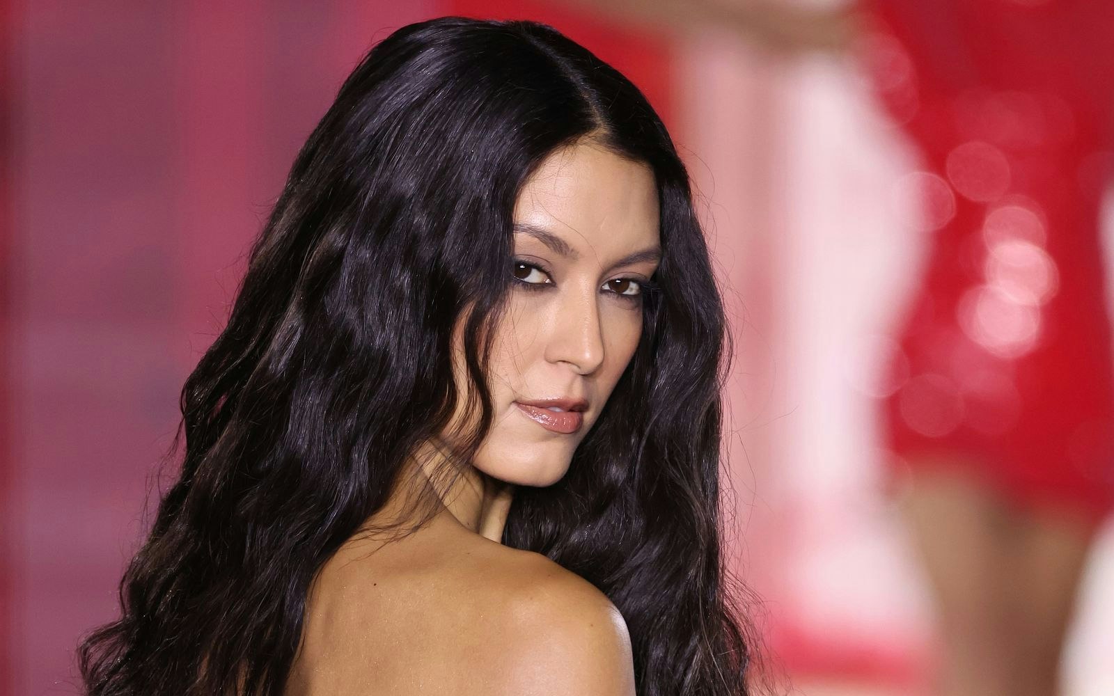 „Germany's Next Topmodel“-Star: Rebecca Mir postet auf Instagram intimes Foto, das Datendiebe ...