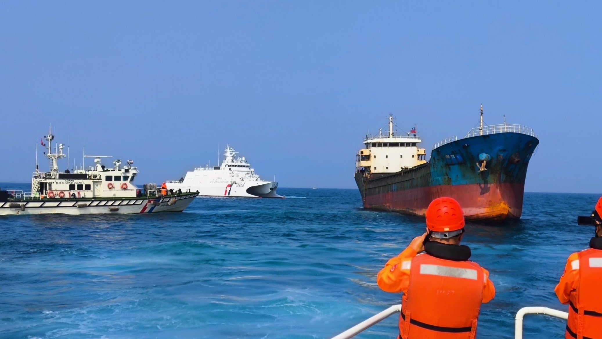 Taiwan Catches Chinese-Crewed Ship Allegedly Damaging Undersea Cable