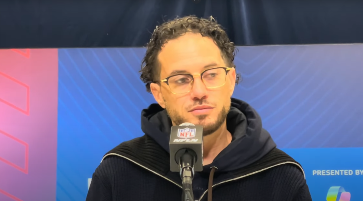 Miami Dolphins' Mike McDaniel gives update at the NFL Combine that ...