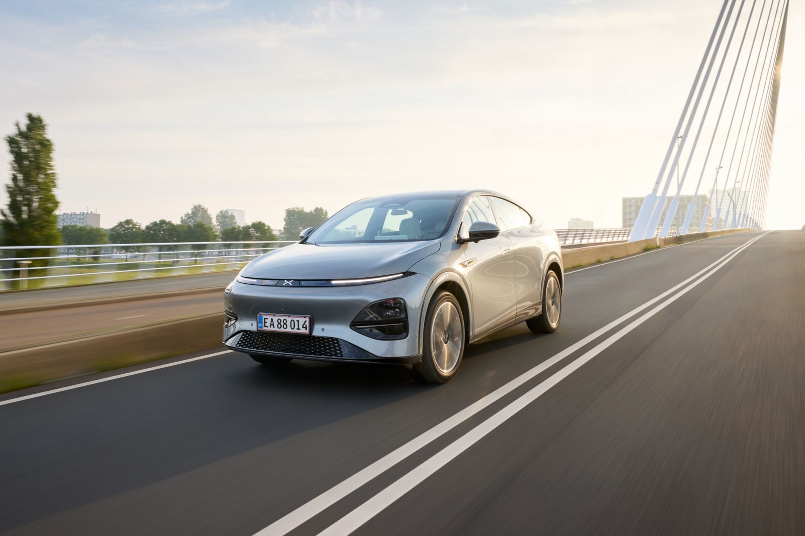 China's Xpeng G6 is a Tesla clone that even upstages the original