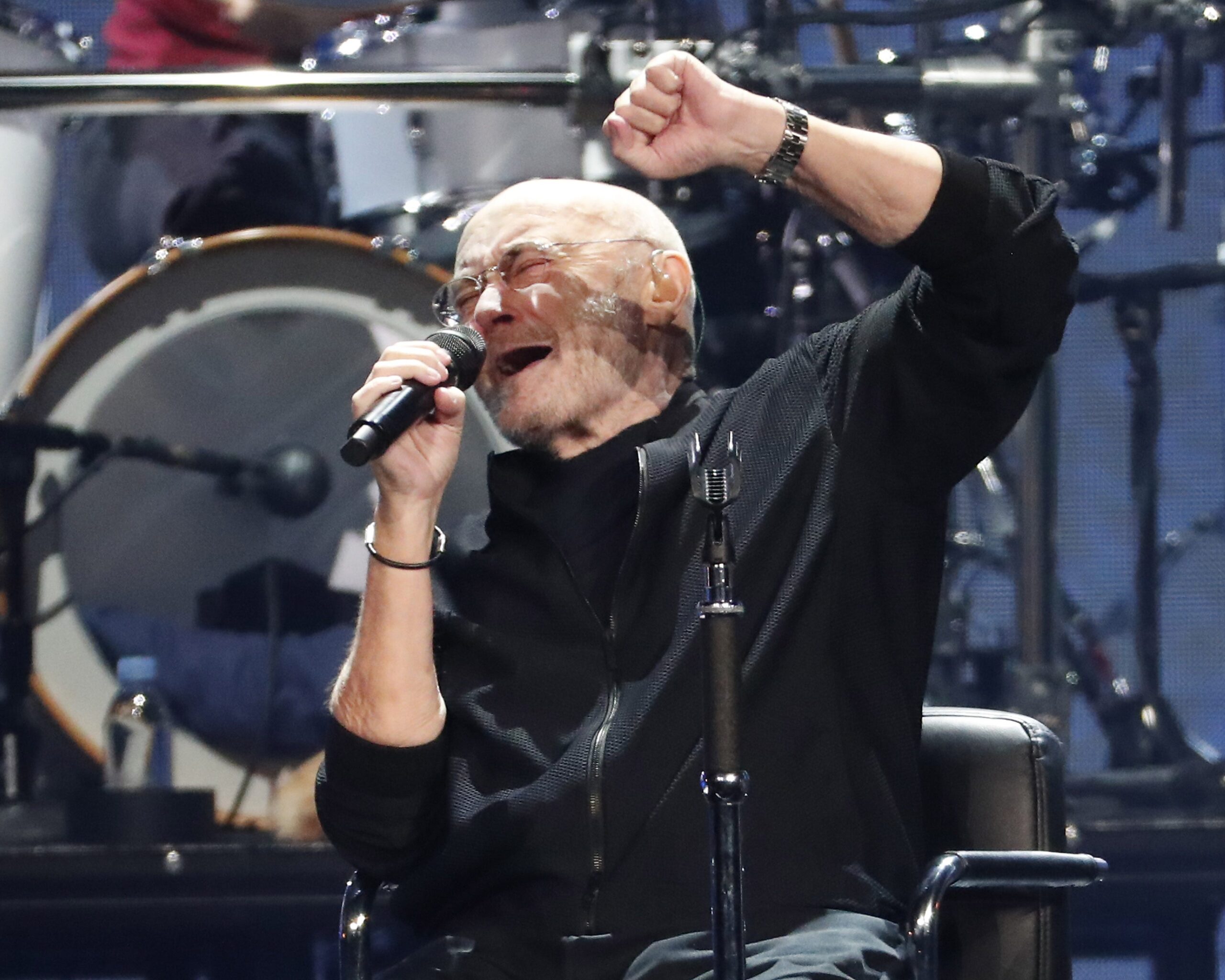 Fears Grow For Phil Collins, 74, As He Makes Tragic Announcement After ...