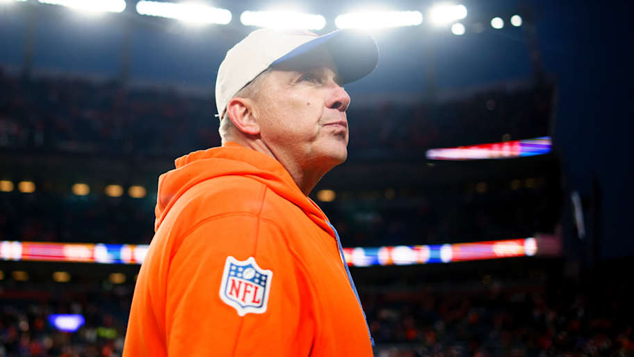 Broncos may already be preparing to lose important offensive coach in 2026