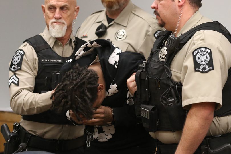 North Carolina teen accused of murder breaks down in court, calls for ...