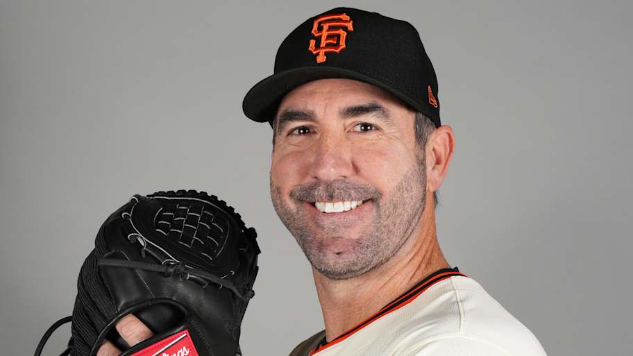 Future Hall of Fame Pitcher Makes San Francisco Giants Spring Training ...