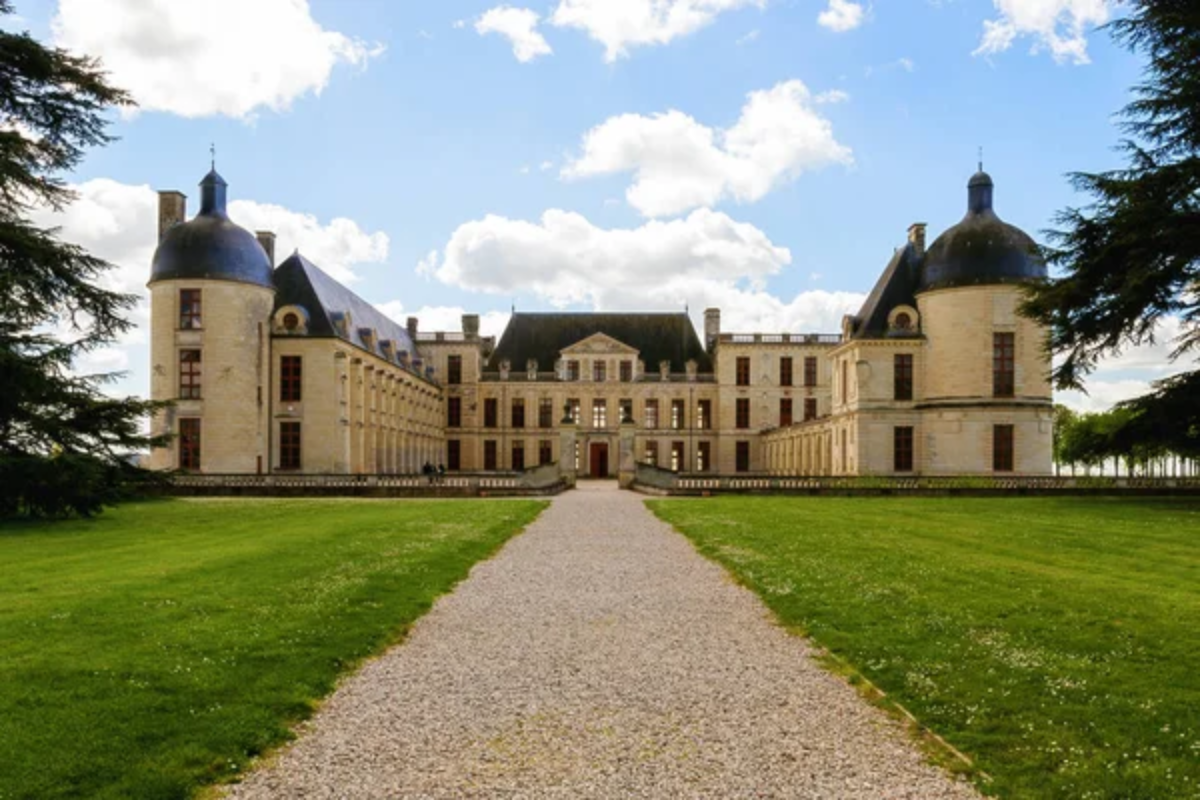 20 Stellar French Castles You Can Actually Stay In