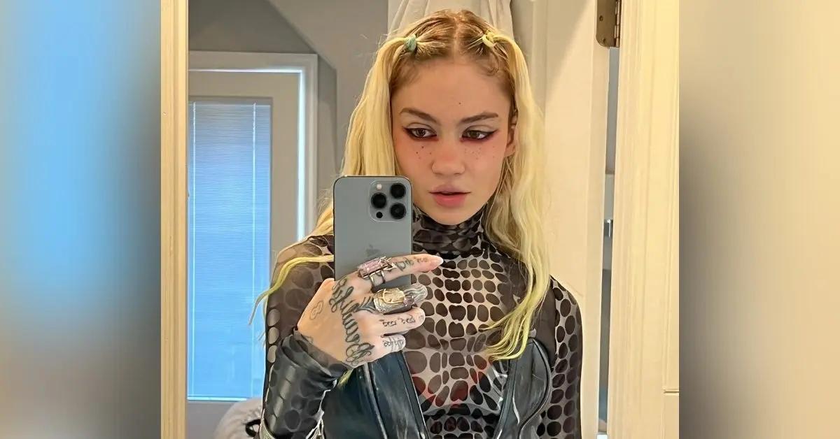 Grimes Begs Fans to Stop Posting Photos of Her 4-Year-Old Son Out With ...