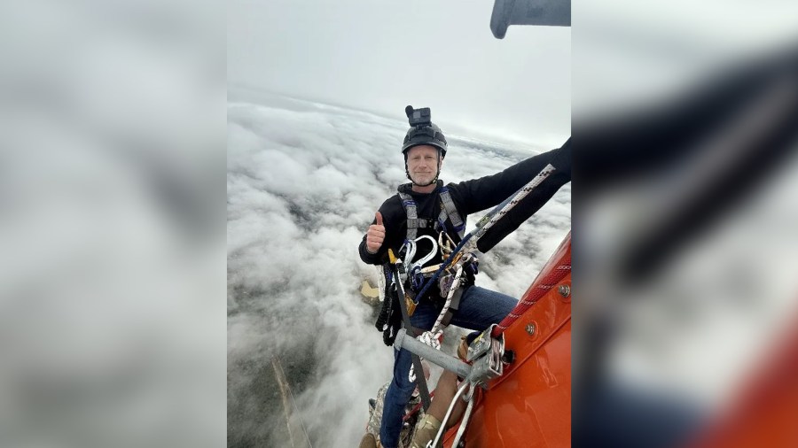 FCC chairman climbs broadcast tower to promote industry, jobs