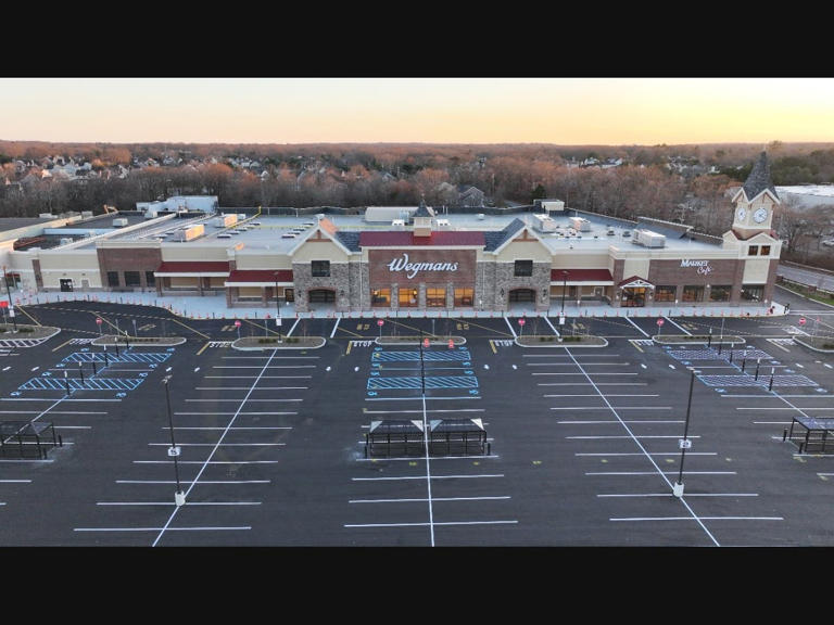 Wegmans To Open In Lake Grove This Week