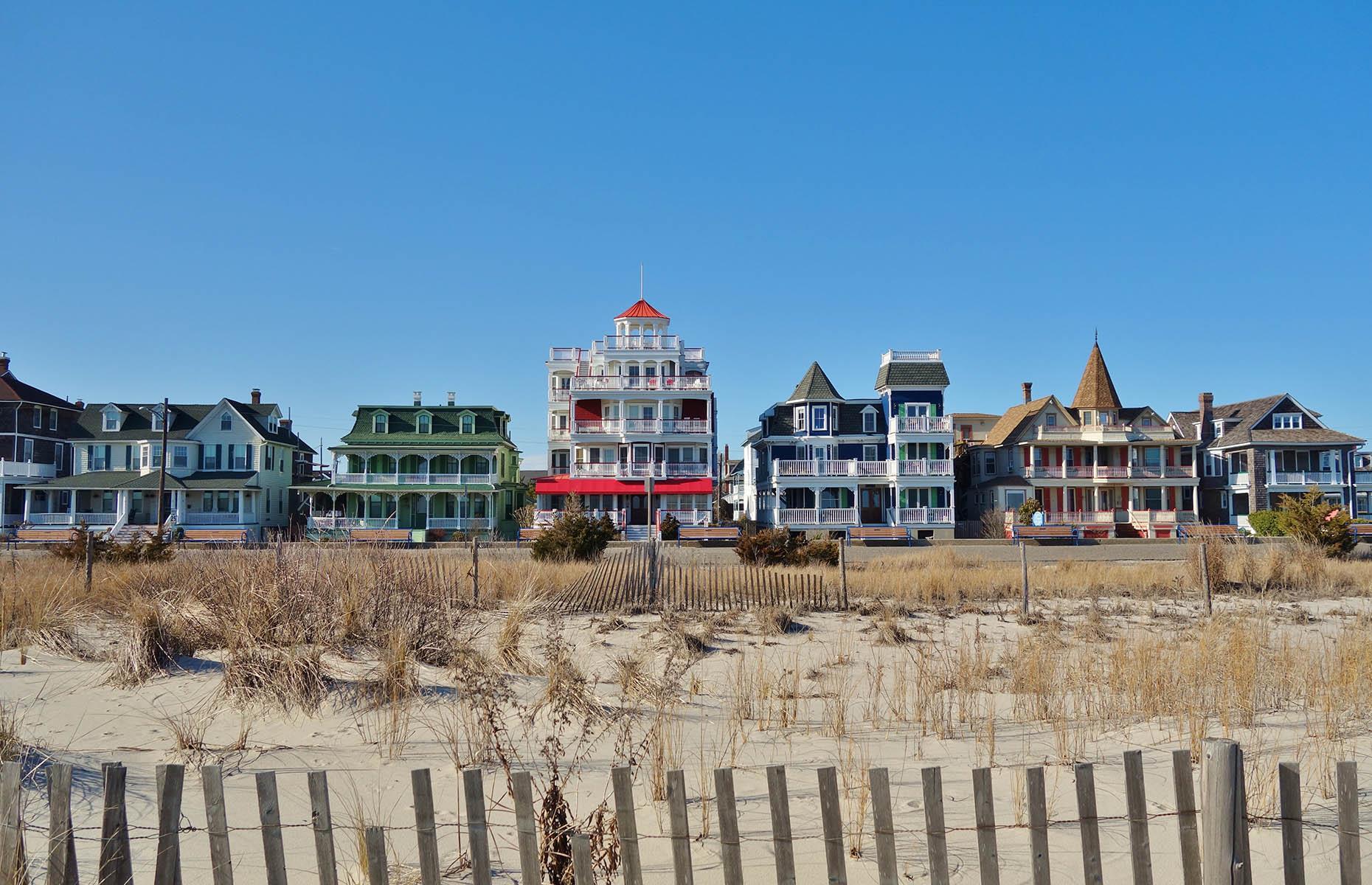 America's Most Charming East Coast Seaside Towns To Visit This Spring ...