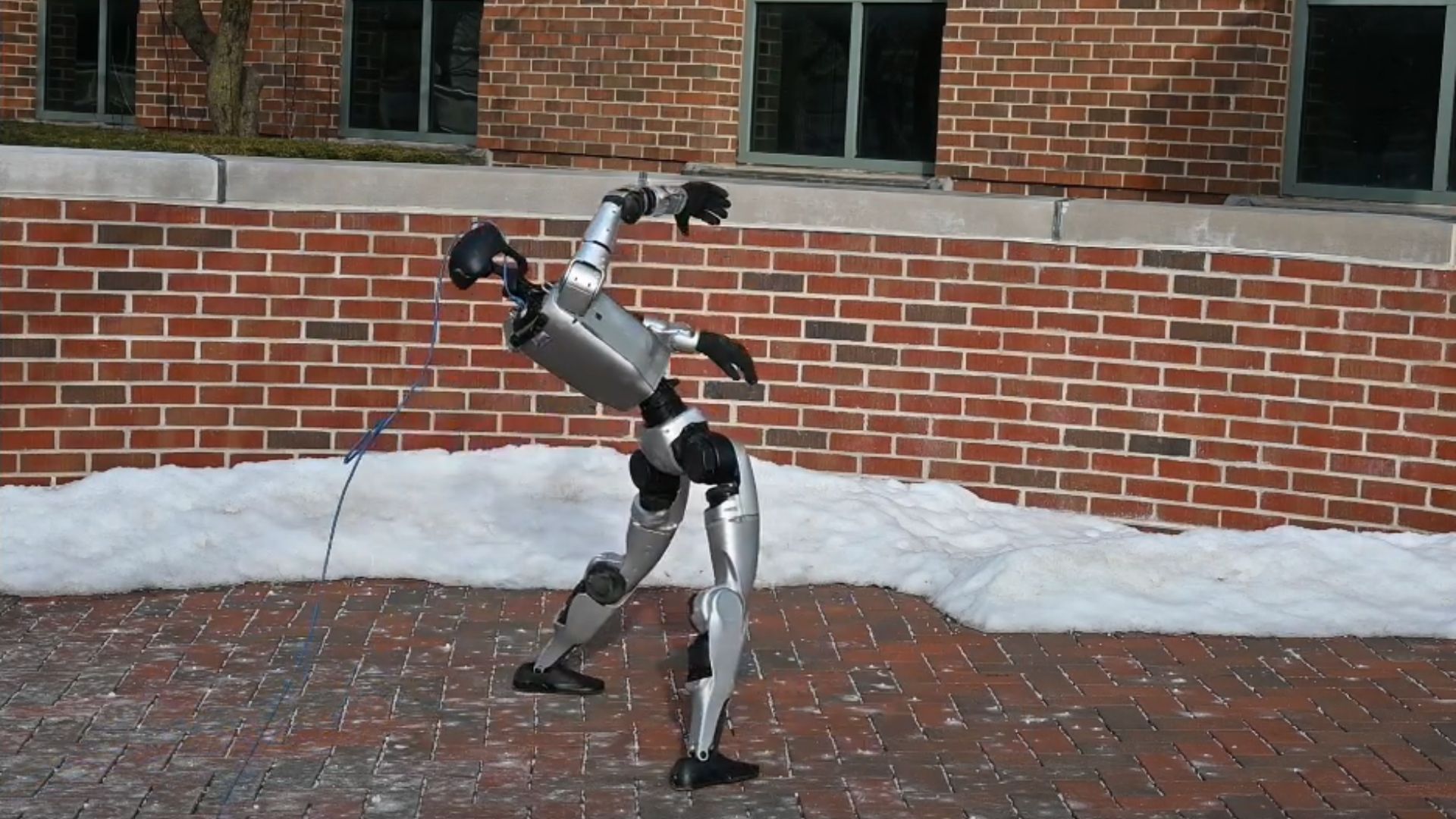 Humanoid robot rises from falls like rebels straight out of The Matrix ...