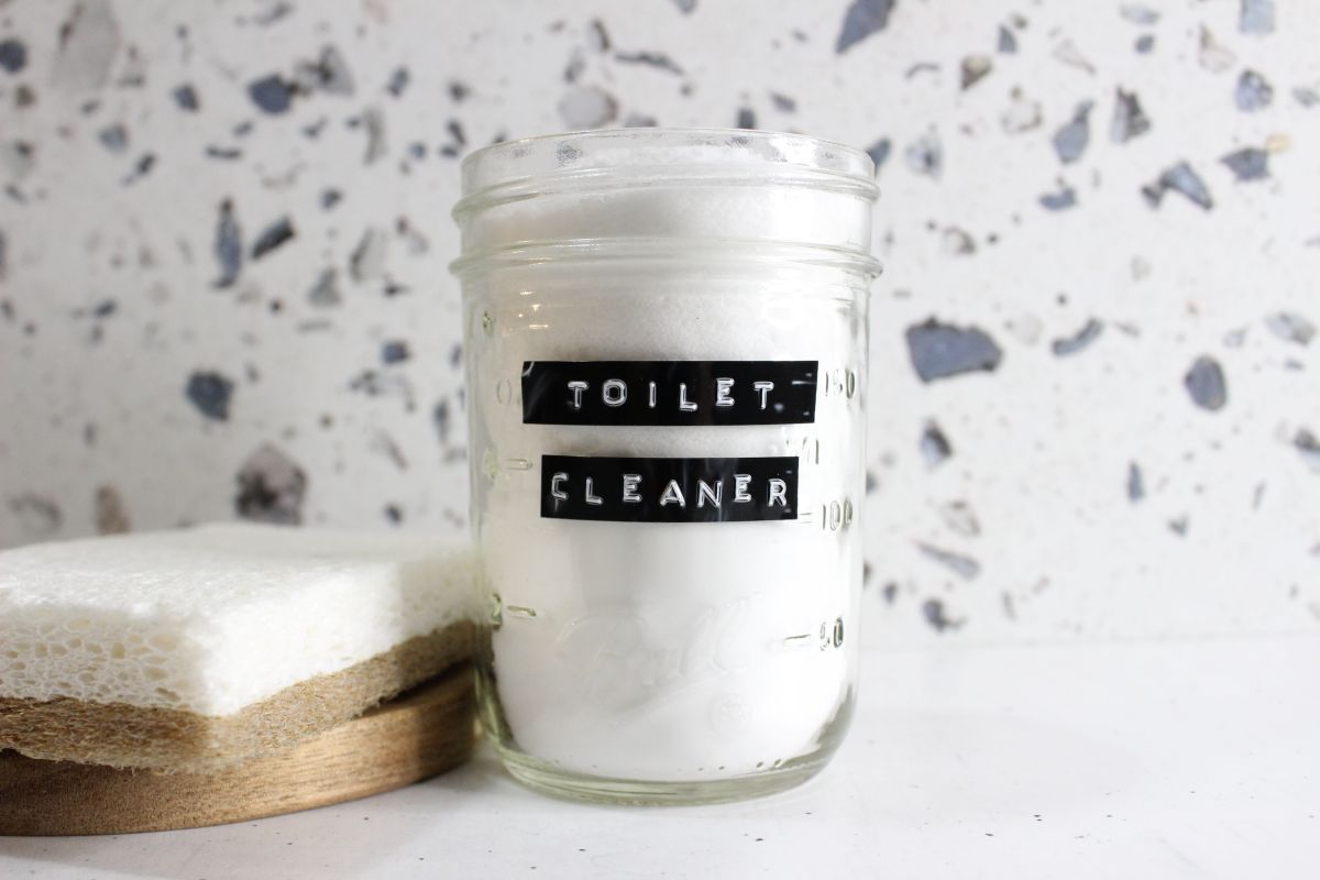 7 Old-School DIY Cleaners That Still Beat the Rest