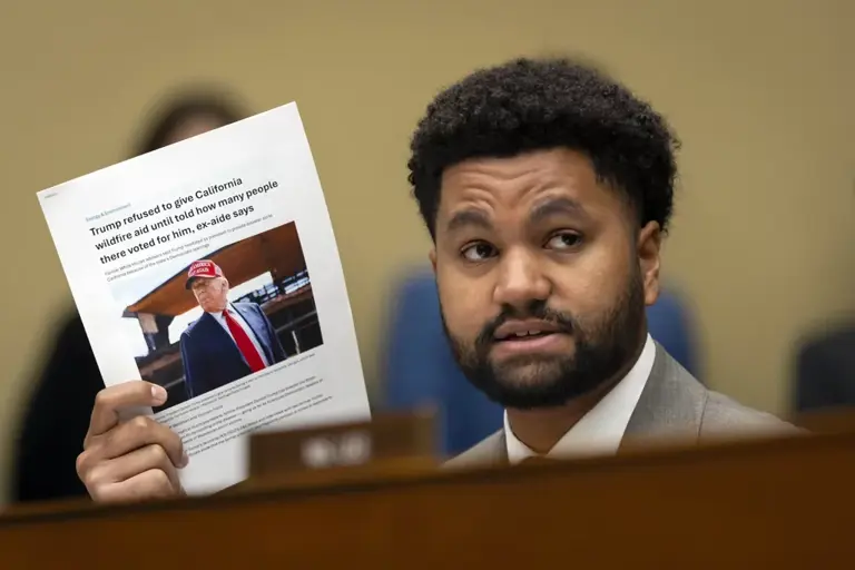 House Oversight hearing devolves into chaos as Frost hurls insults ... House Oversight hearing devolves into chaos as Frost hurls insults ...
