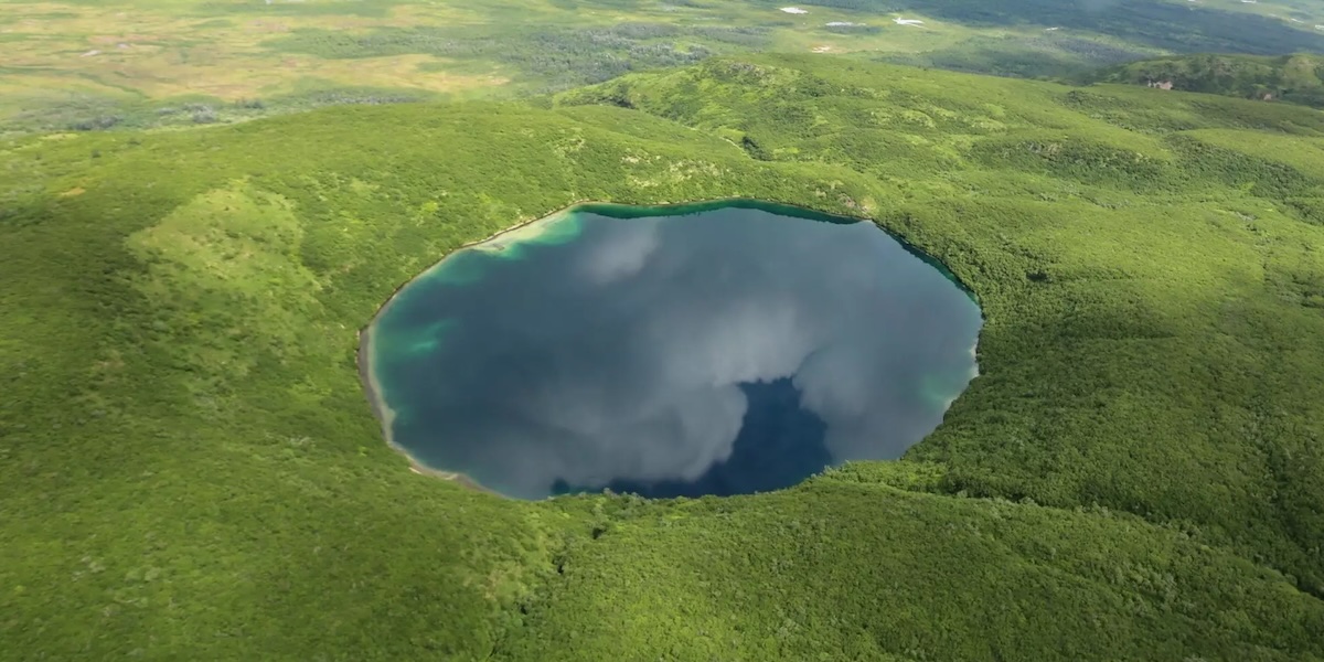 Mystiskt runt hål – förbryllar forskare