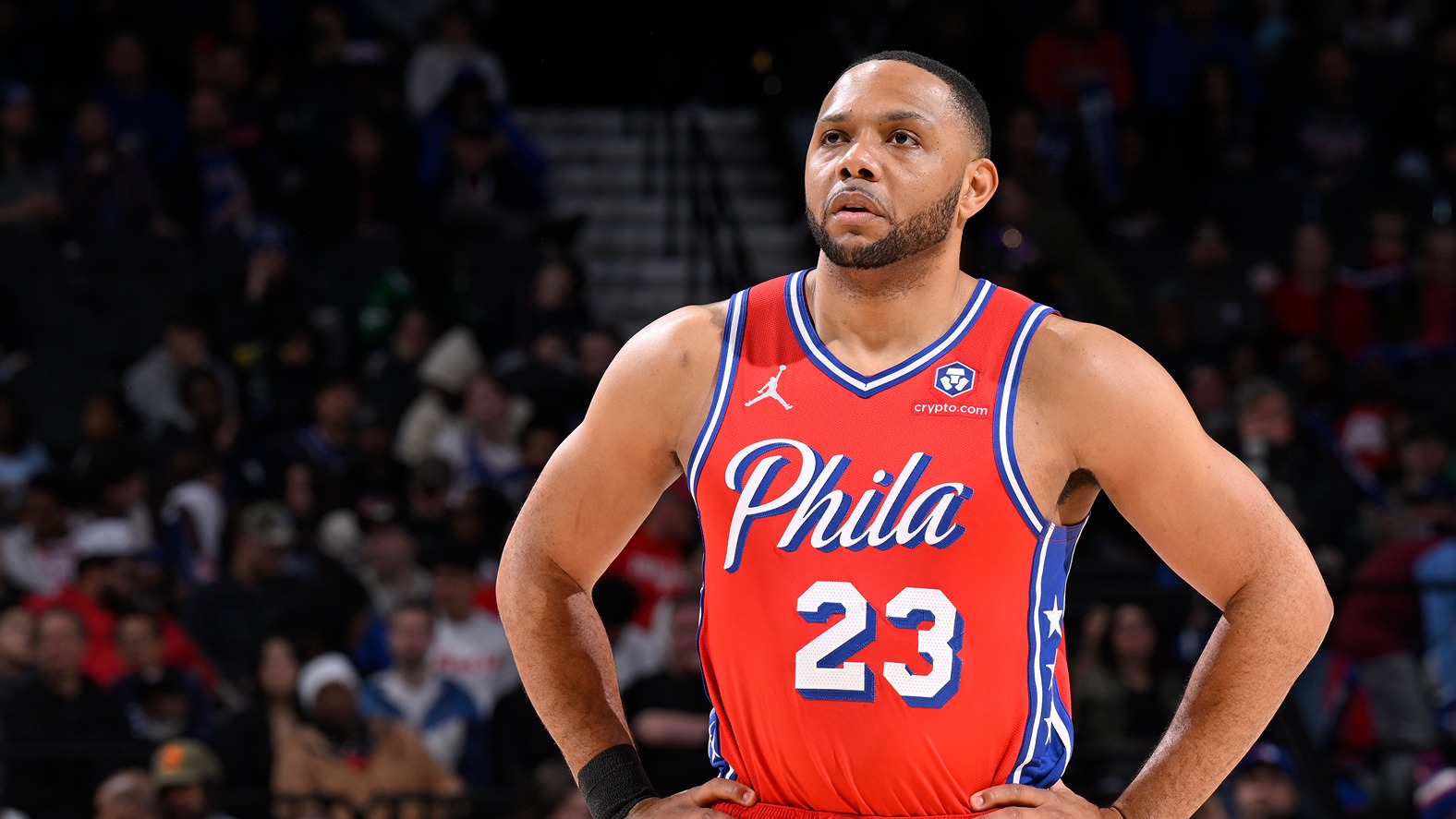Sixers' Eric Gordon to undergo right wrist surgery