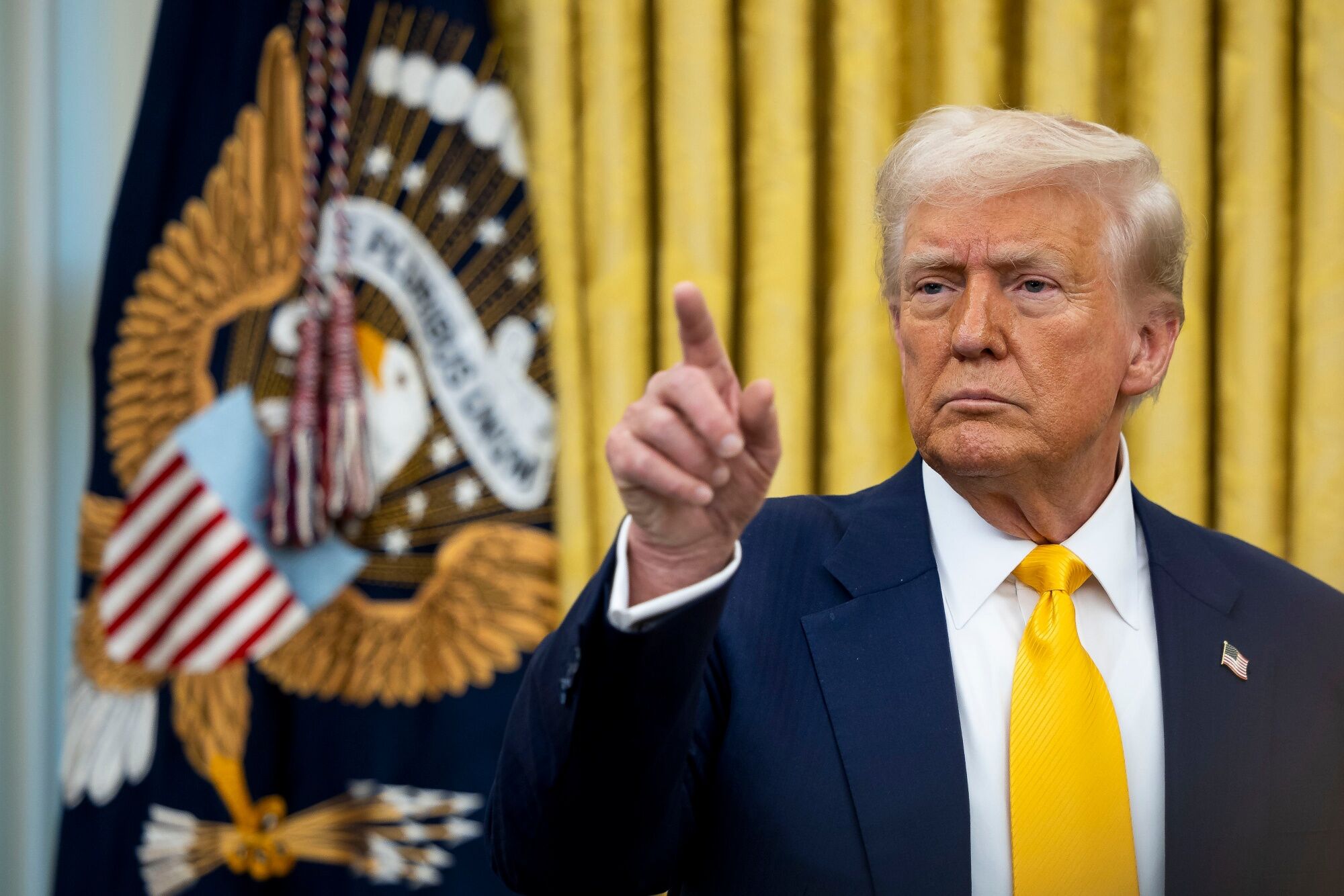 Trump to Offer ‘Gold Card’ Visas for $5 Million to the Rich