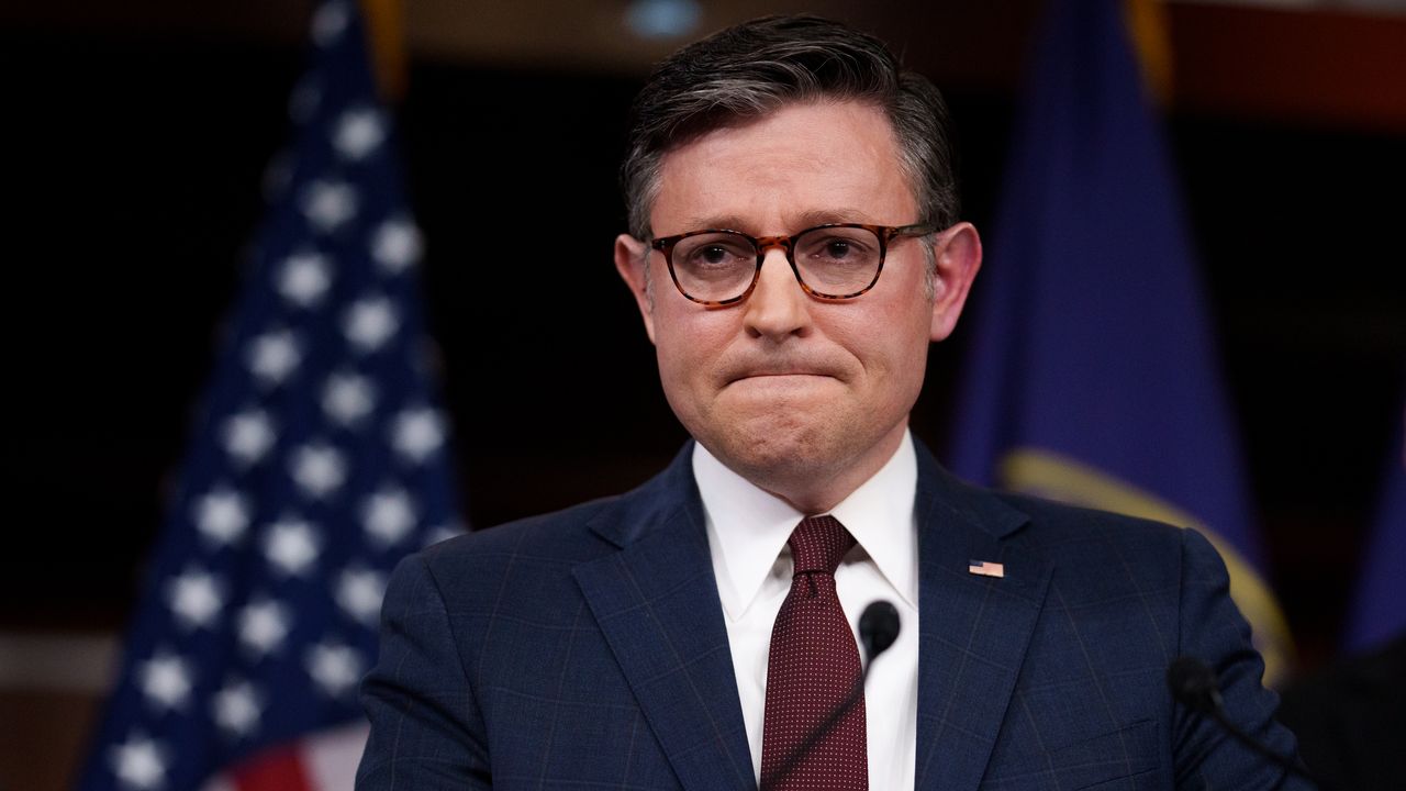 House Republicans press ahead with budget vote amid revolt