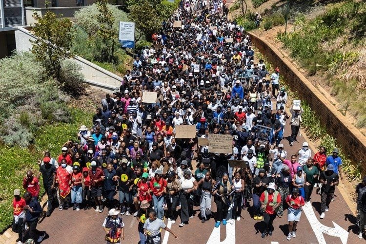 UCT and SRC strike deal to help students with outstanding debt