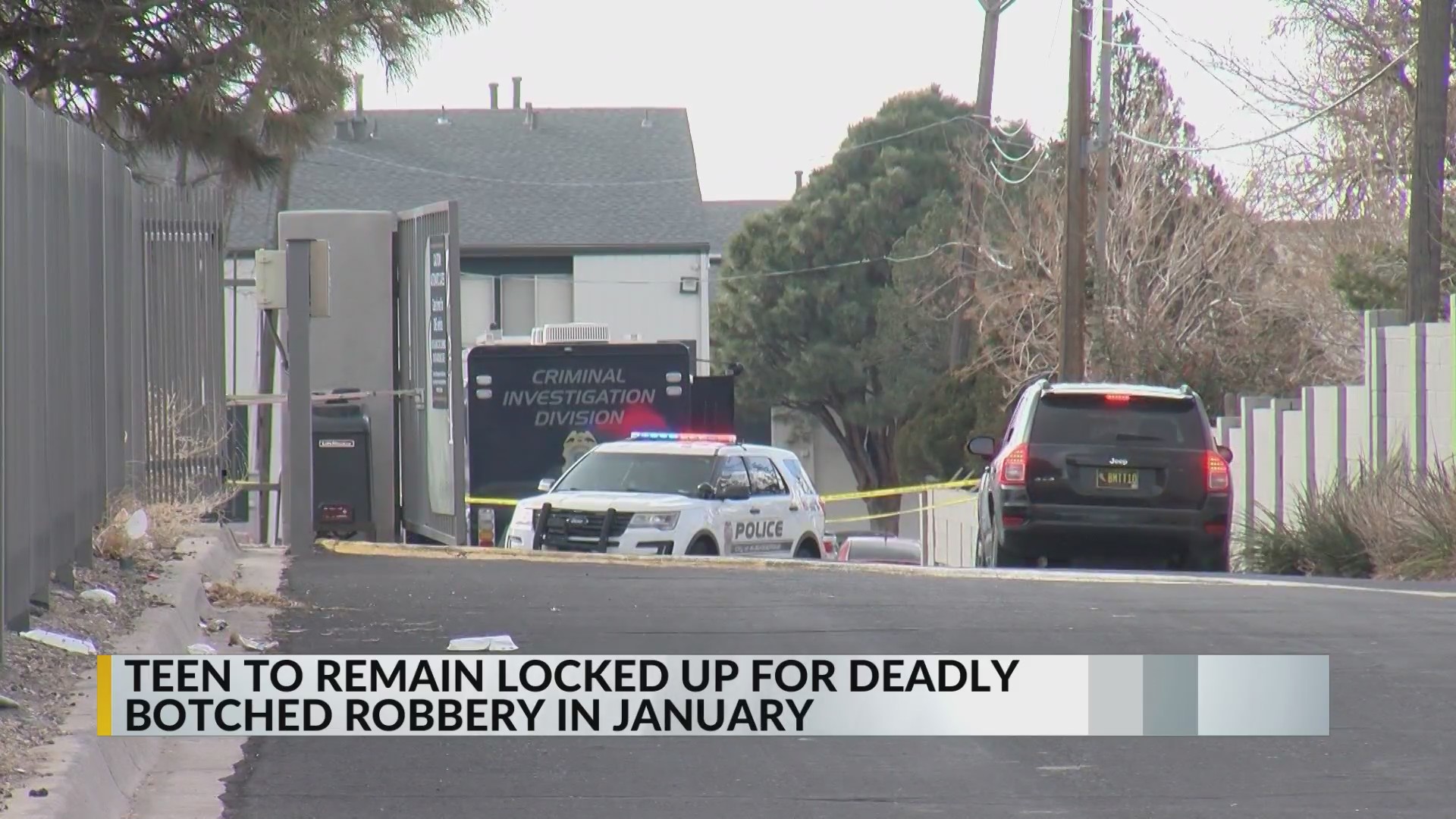 Teen accused in fatal botched robbery remains behind bars