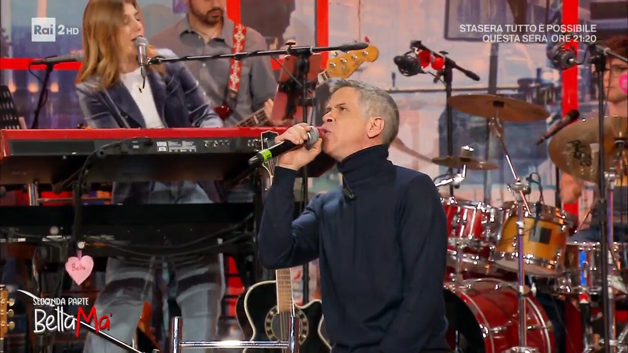 Marco Morandi canta "Sognando la California" - BellaMa' 25/02/2025