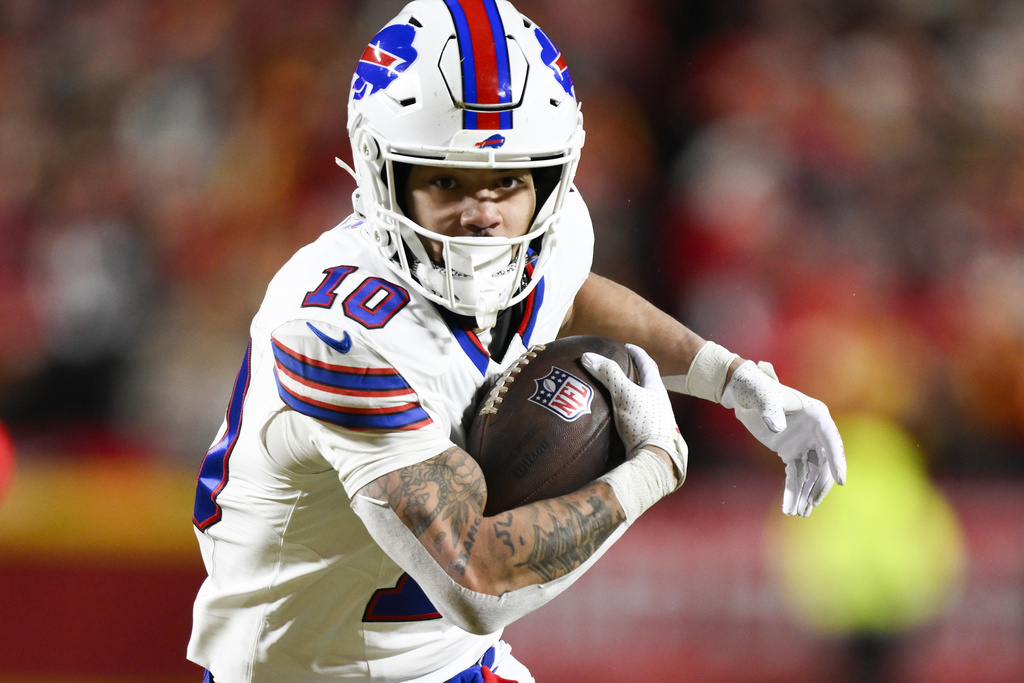 Bills agree to 4-year contract extension with receiver Khalil Shakir