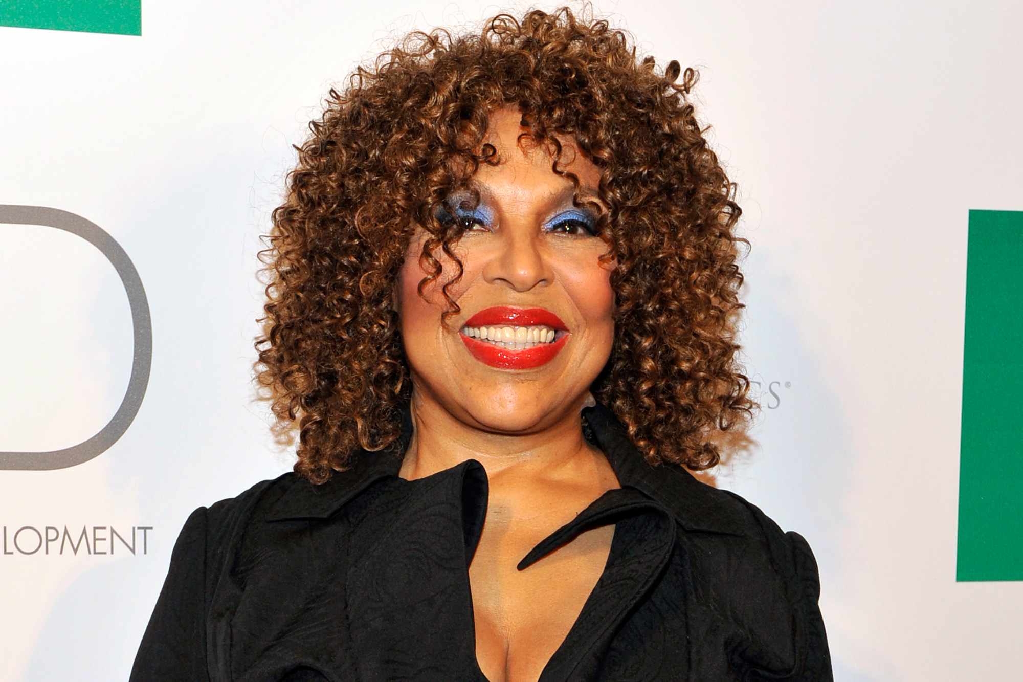 Why Roberta Flack's star on the Hollywood Walk of Fame still hasn't ...