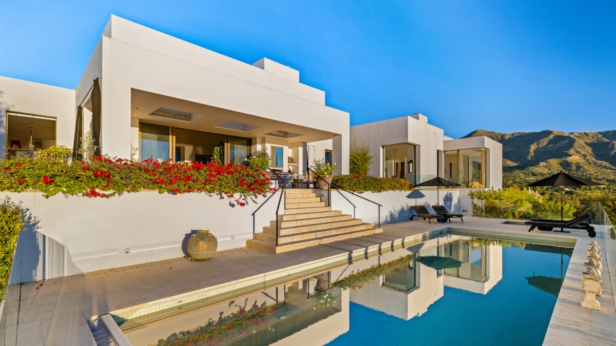 Pepper Hill Montecito Residence in Photos
