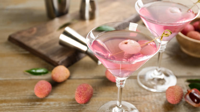 12 Delicious Tips For Adding Lychee To Cocktails