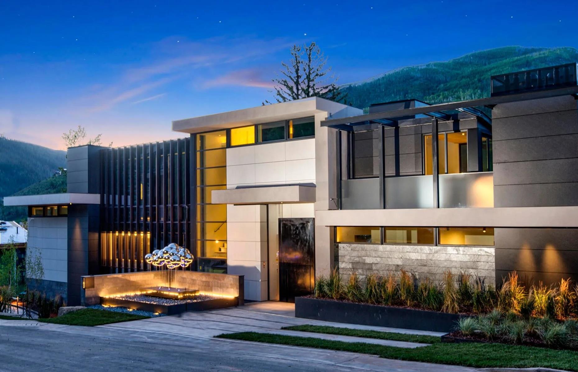 Inside 6 extraordinary modern American mansions