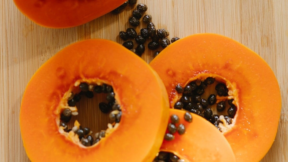 Discover the amazing health benefits of papaya