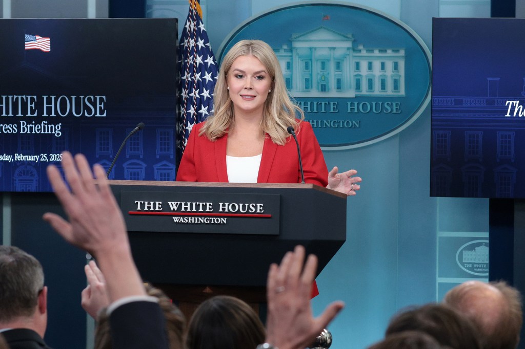 White House Takes Control of Which Reporters Can Cover It