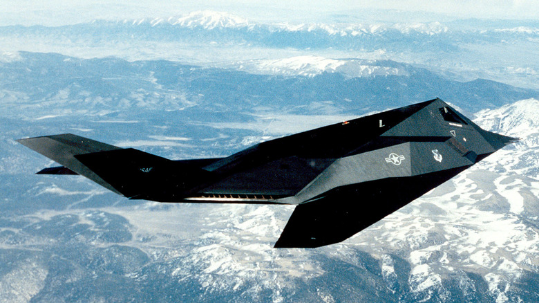 F-117 Nighthawk Top Speed: How Fast Is The Stealth Fighter?