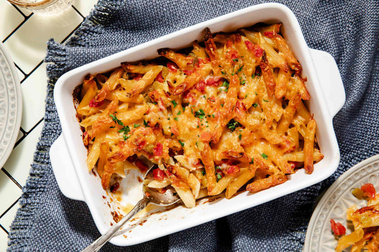 Meet The Cheese Thing: The 5-Ingredient Pasta Bake Recipe You’ll Make ...