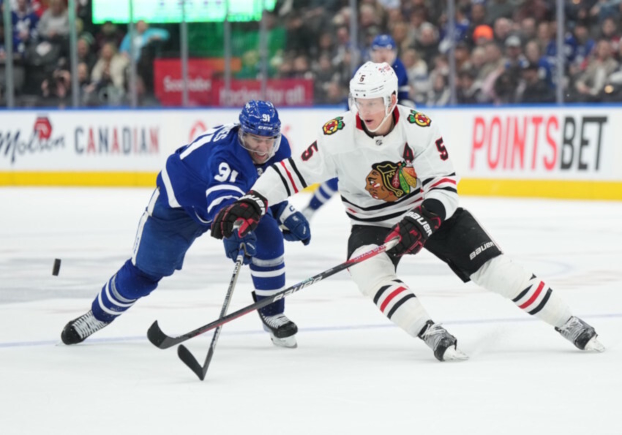 Blackhawks defenseman Connor Murphy should draw trade interest