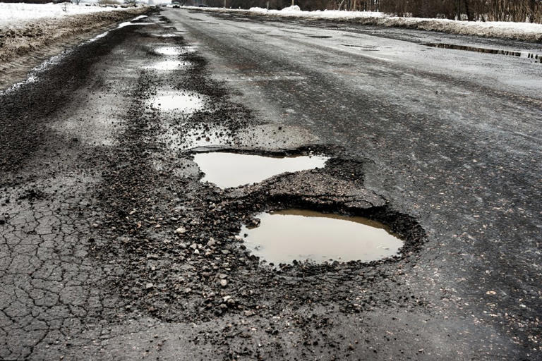 Central Ohio dealing with more potholes this season