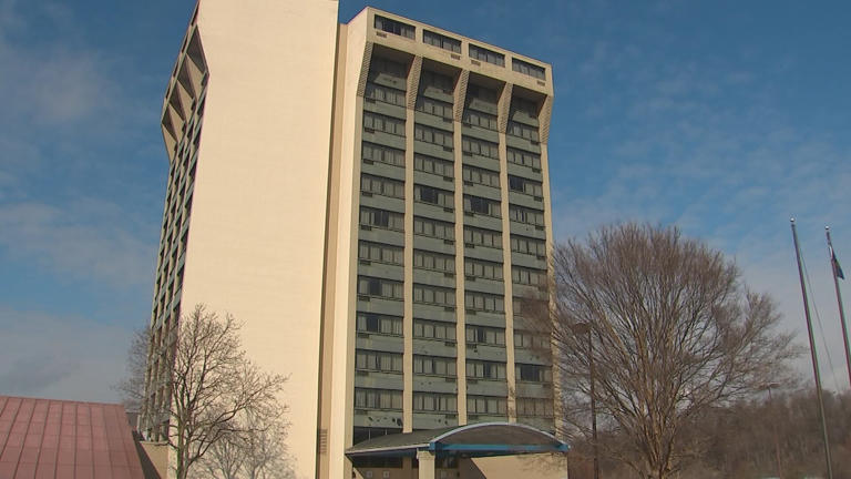 Former DoubleTree in Monroeville to be developed into new hotel