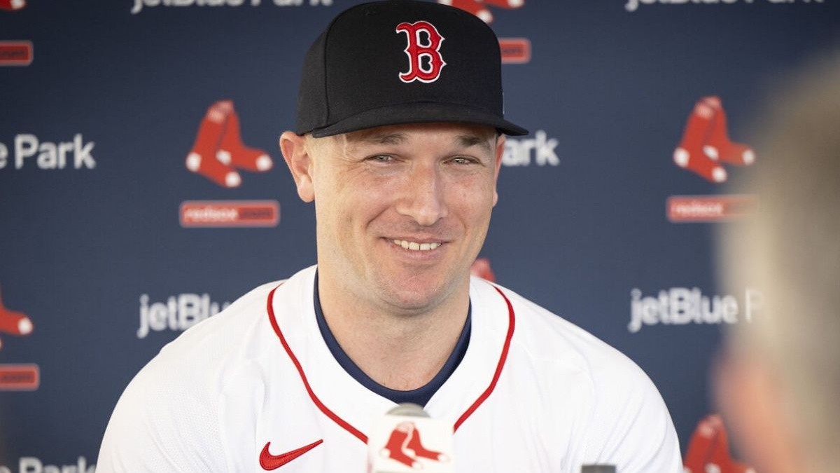 MLB: Alex Bregman Reveals What Truly Sparked His Interest in Signing ...