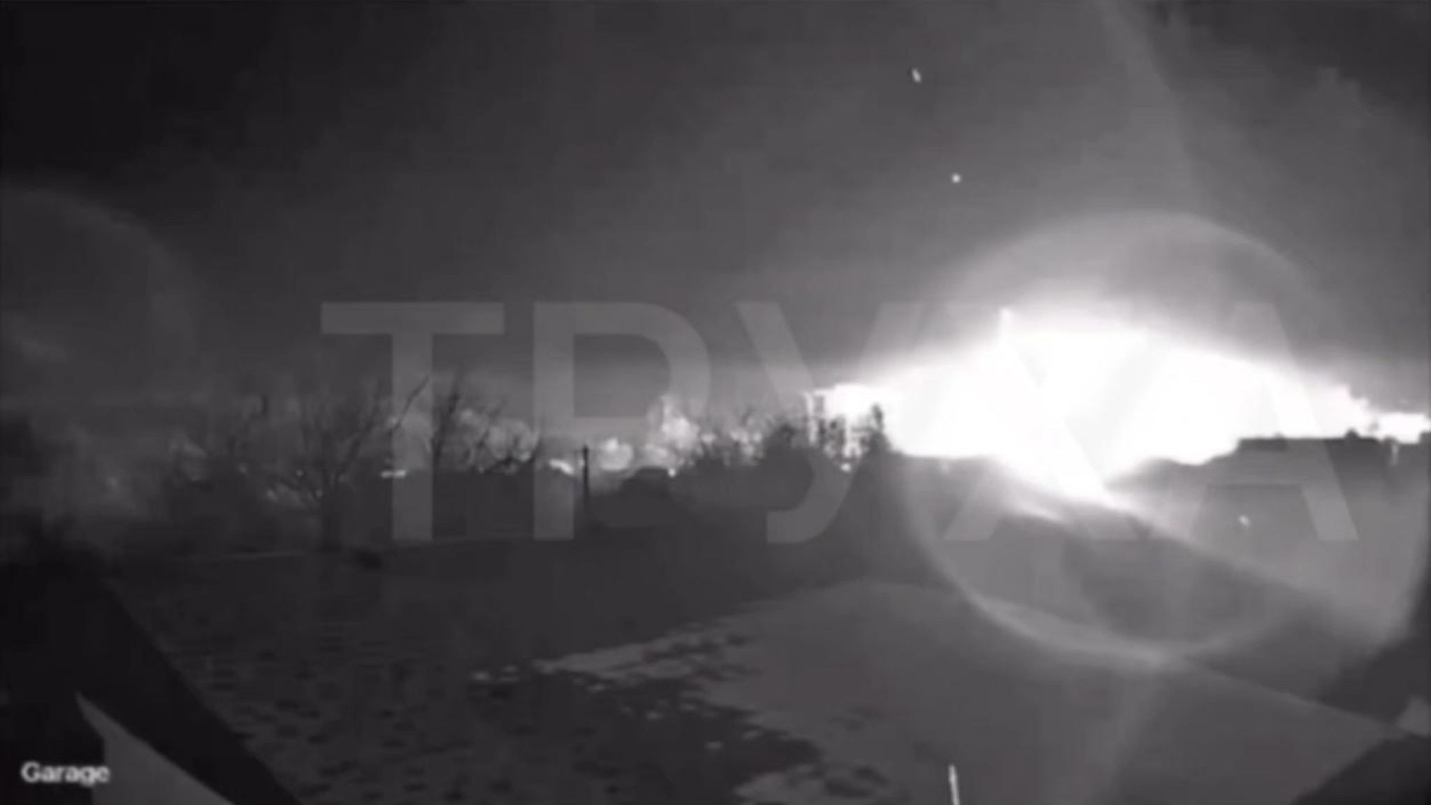 Il momento dell'esplosione del drone kamikaze russo Geranium nella ...