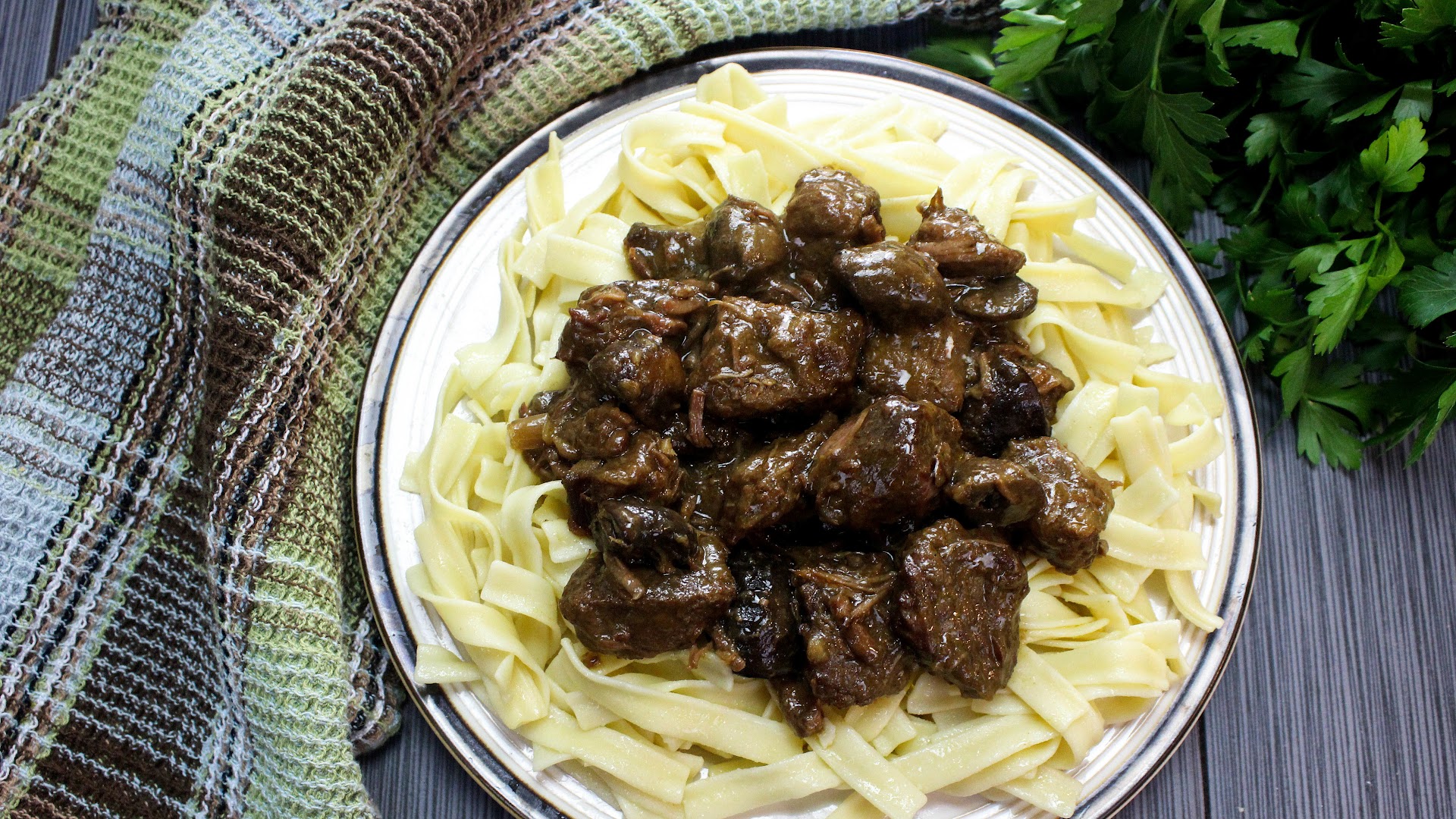 This Recipe Takes Crock Pot Beef And Mushrooms To The Next Level By ...