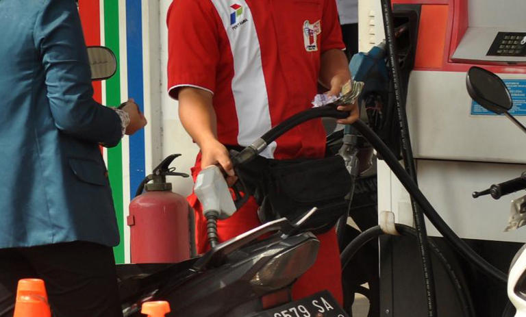 Shell, BP-AKR dan Pertamina Sepakat Proses Blending di Depo Tak Bisa ...