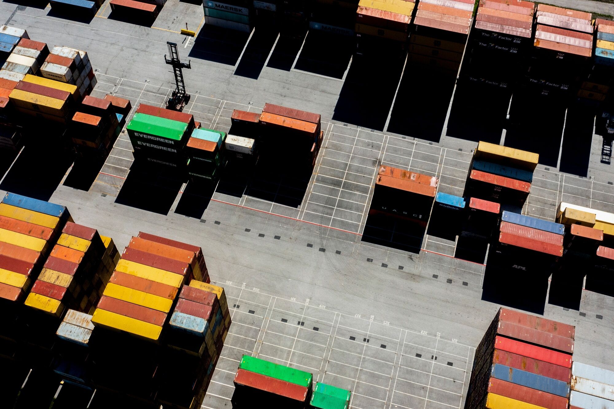 Dockworker Union Ratifies Six-Year Contract at Eastern US Ports